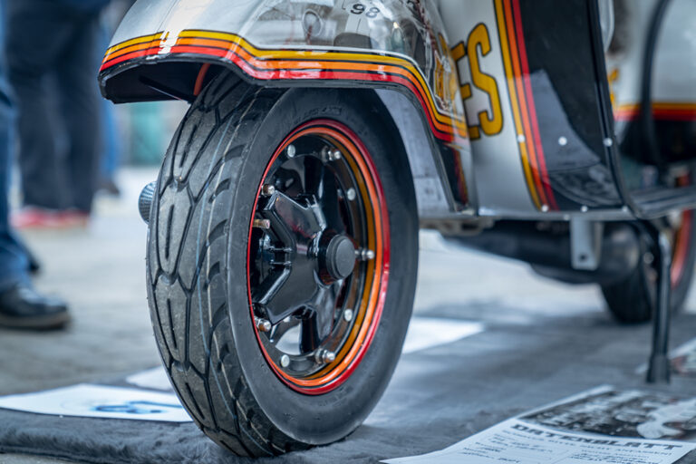 Vespa breakdown: tires - VESPA MAG