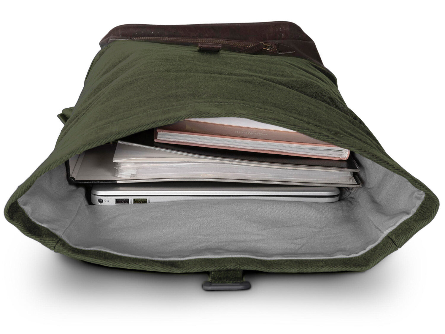 Stylish and practical - the Vespa backpack from SIP - VESPA MAG