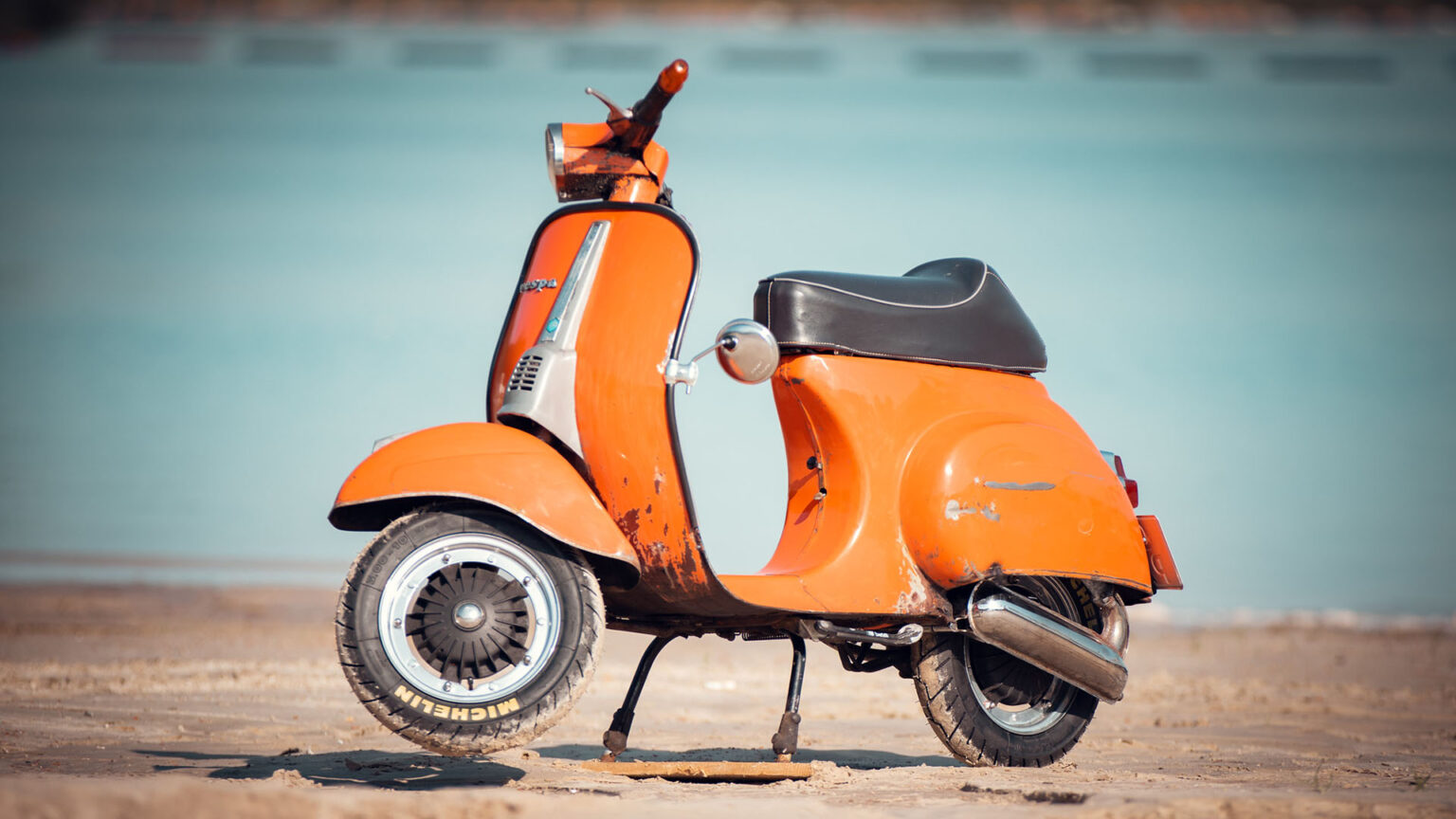 The 4-stroke oil guide for Vespas - VESPA MAG