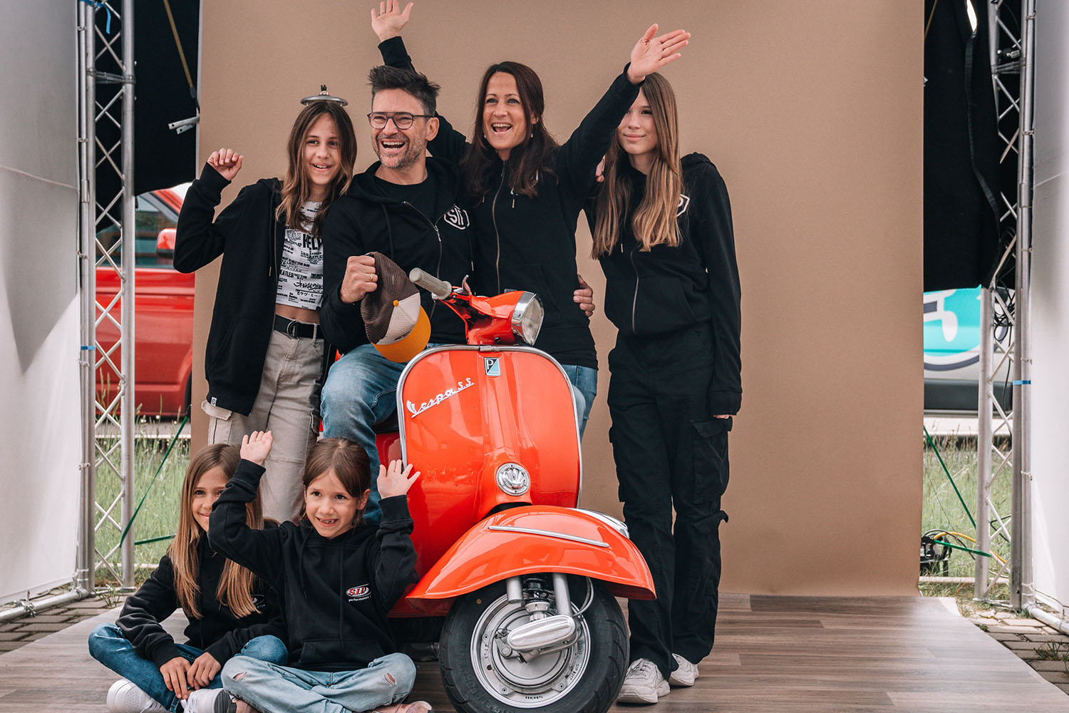 SIP Scootershop Open Day: Festival of 30 Years Performance & Style ...