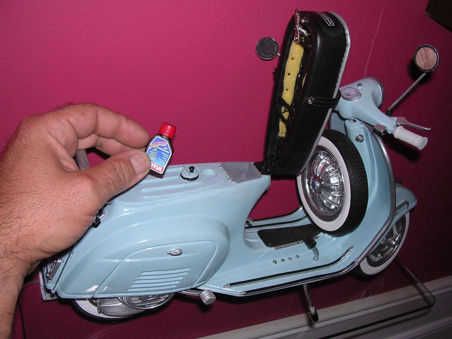 Vespa Miniaturen, originalgetreu und liebevoll gestaltet - VESPA MAG