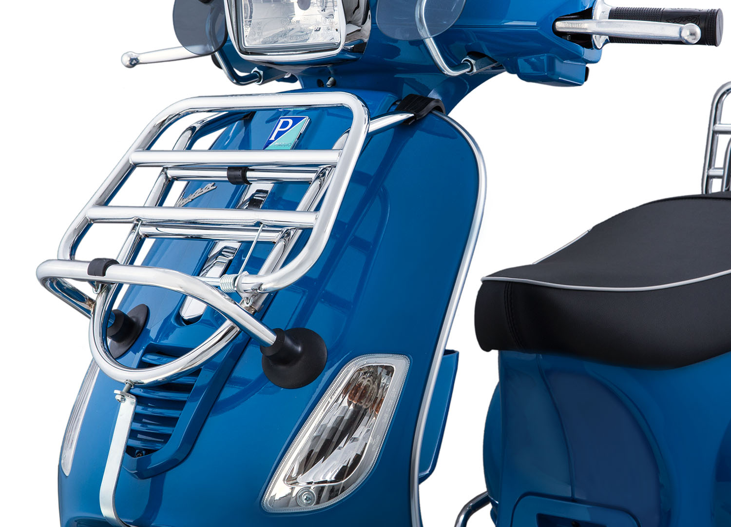 Luggage rack for the Vespa - safe travelling with bags and more - VESPA MAG