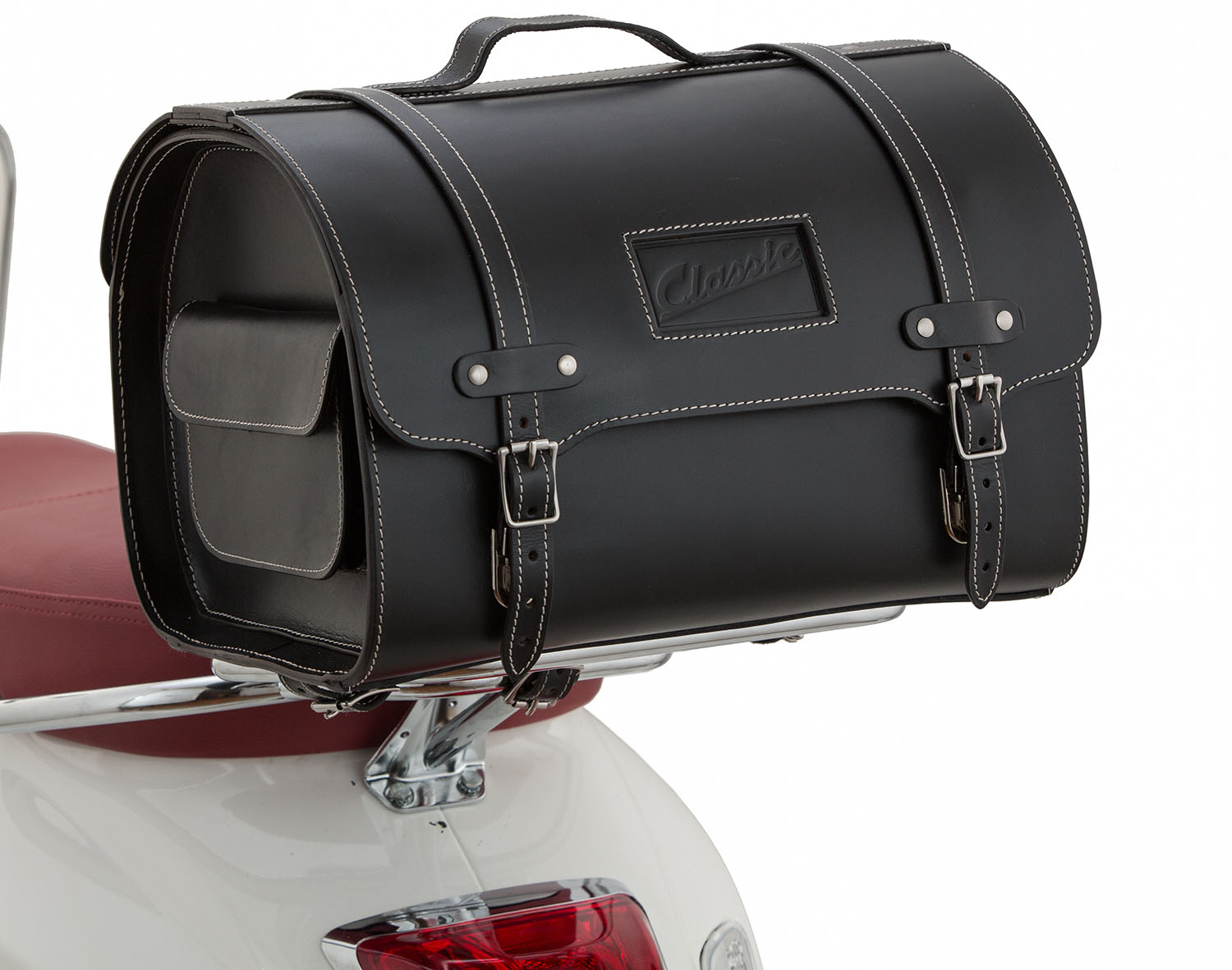 Taschen und Koffer für die Vespa – Reisen mit dem Roller - VESPA MAG